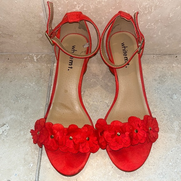 White Mt. | Shoes | Floral Block Summer Heels | Poshmark